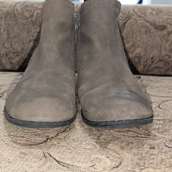 American Rag | Shoes | Good Condition American Rag Booties Size 75 ...